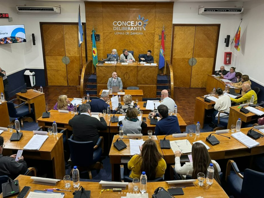 TENSIÓN Y DEBATE EN EL CONCEJO DELIBERANTE DE LOMAS DE ZAMORA - Lomas Conectado