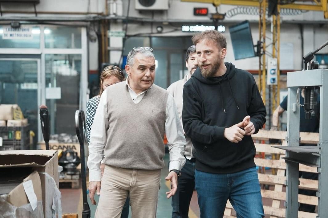 OTERMÍN VISITÓ LA METALÚRGICA KAELE DE LLAVALLOL - Lomas Conectado
