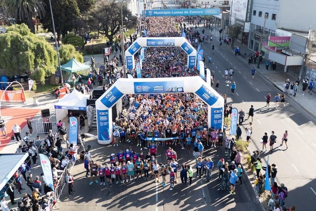 Más de 10 mil personas participaron de Lomas Corre en Comunidad - Lomas ...